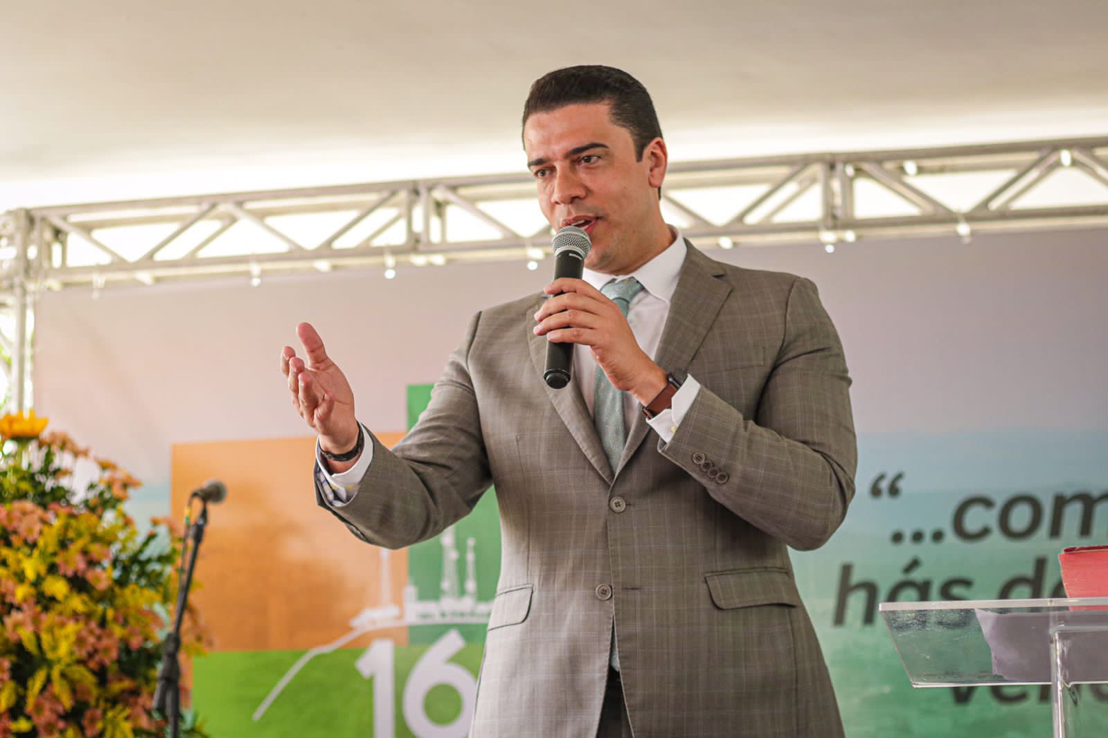 Golpista se passa por Rodrigo Pinheiro para pedir dinheiro - Blog ...