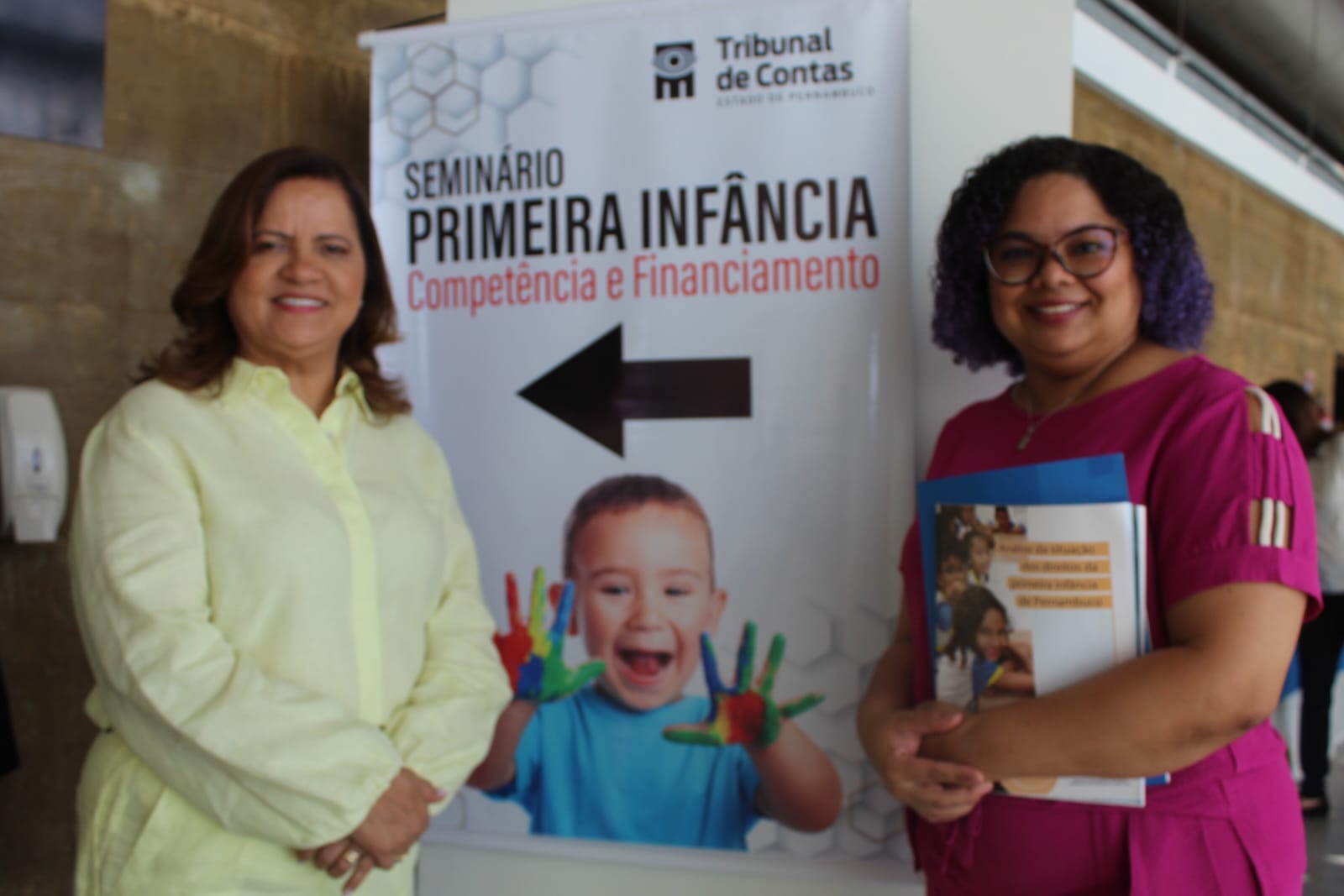 Célia Sales prestigia seminário do TCE-PE sobre primeira infância - Blog Cenário Blog Cenário