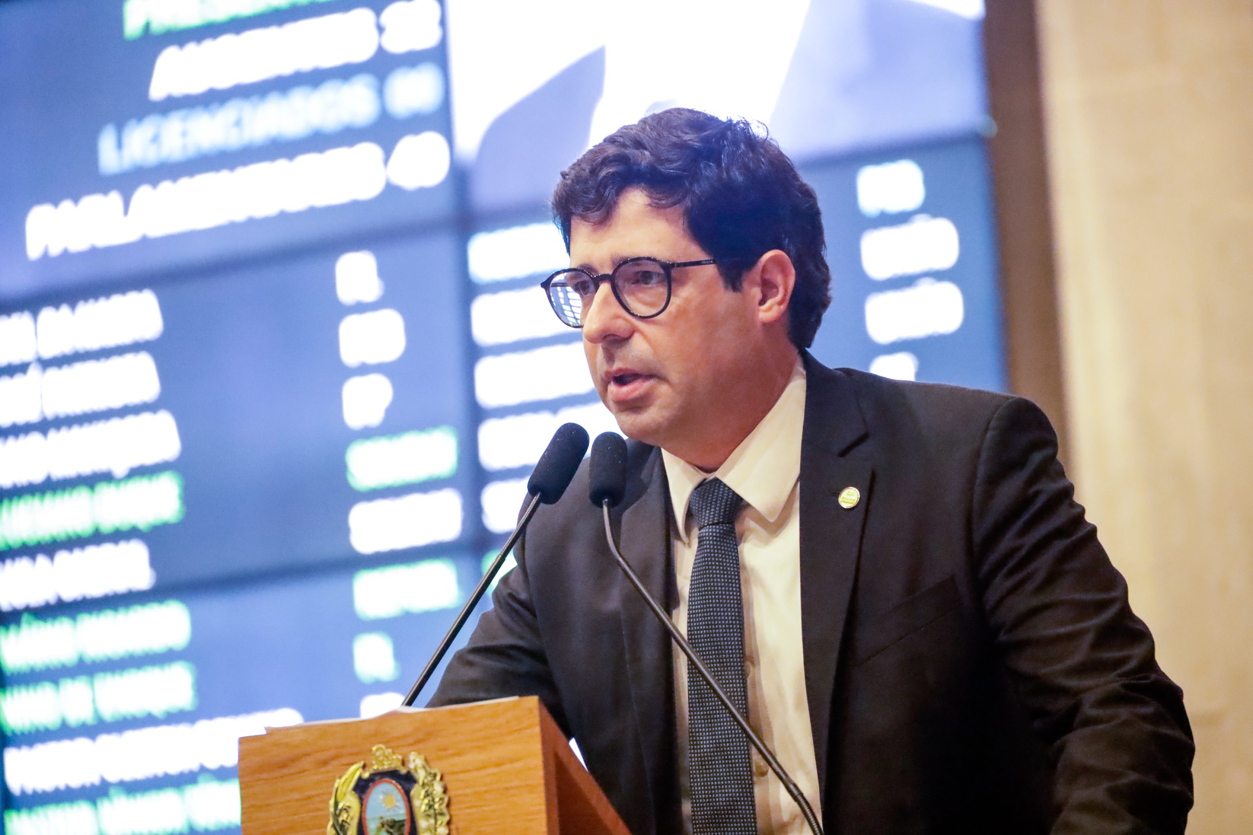 Rodrigo Farias cobra de Raquel Lyra aplicação do Ganhe o Mundo - Blog ...